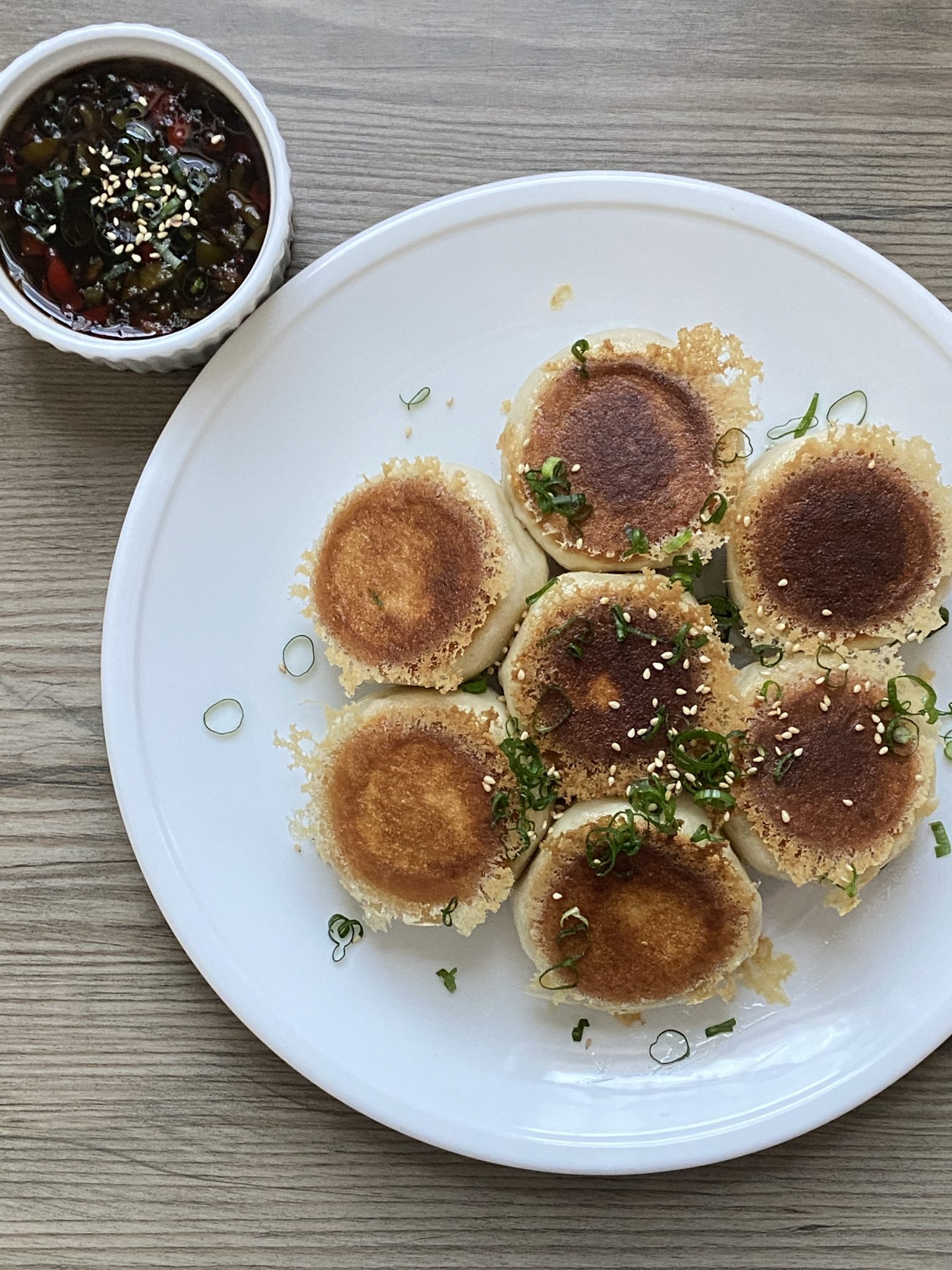 Buns & Dumplings – Pan Fried Buns – Reggie Soang